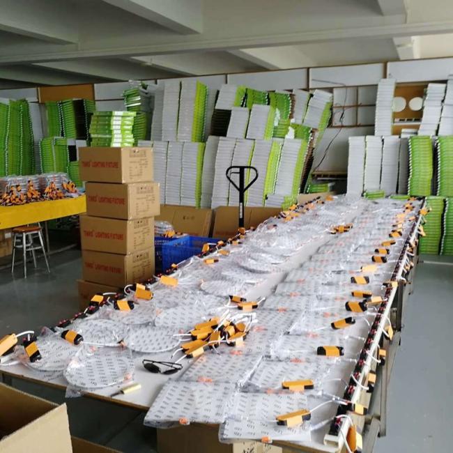3 Colors Changeable Frame LED Square Panel Light 6W 12W 18W 24W  Wholesale For Office Down Light  85-265Vac
