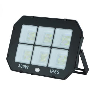 Cina IP66 Warehouse Flood Lights 600W 3KV Surge Protection Floodlight Outdoor in vendita