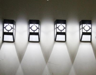 Κίνα High Brightness Retro Solar Wall Light Garden Decor LED Pane Lamp Waterproof for Corridor Courtyard προς πώληση