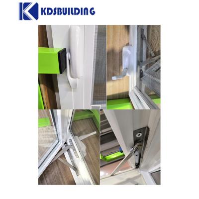 Cina Tipo America Custom UPVC Casement Casamento a mano aperto PVC Crank Window With Fly Screen Swing Window per case in vendita