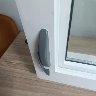 Китай Двухслойное ручное крыло с открывающимся катушным окном UPVC американское ручное наружное окно с экраном продается