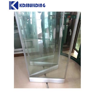 China KDSBuilding Triple Tempered Glass Alloy Bifold Patio Doors Met Aluminium Schuifdeur Wielen Te koop