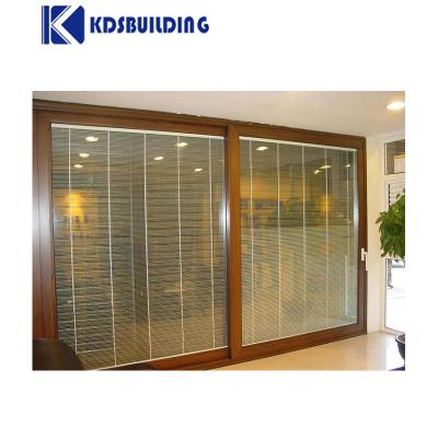 China Hoogwaardig Luxe Traditioneel Huis Hoog energie-efficiënt Houten Lift Patio System Aluminium Schuifdeur Te koop