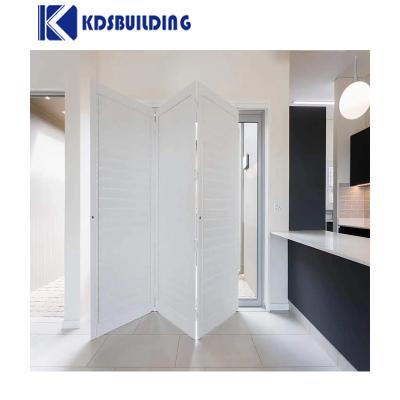 China Horizontale Weiß-PVC-Plantagenläden Villa Klappfenster Louvres zu verkaufen