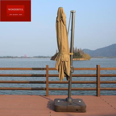 Cina Parasole da spiaggia in tessuto di poliestere per mobili da esterno per patio in stile design contemporaneo in vendita