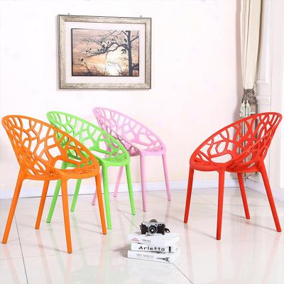 Outdoor Table and Chair Set Modern Plastic Furniture for Comfortable Restaurant Dining