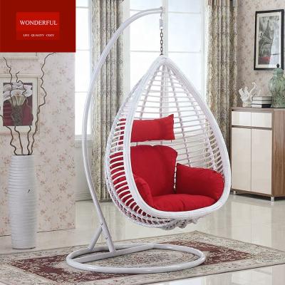 Cina Imballaggio postale N Sedile appeso all'aperto con design a svolta singola e materiale di rattan PE in vendita