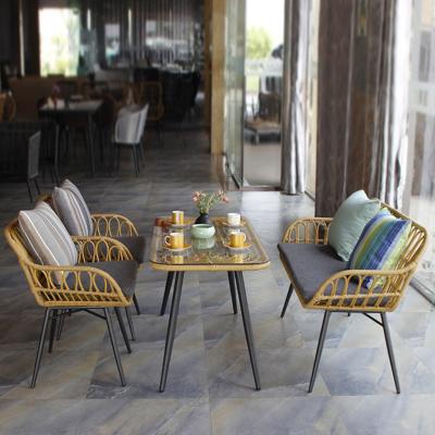 China 150kg Capacidade de peso Rattan Wicker Outdoor Tables Sets para Home Bar Mobiliário de jardim à venda
