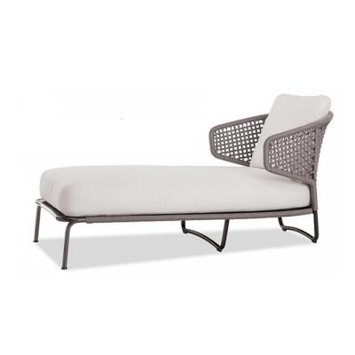 China Outdoor Rattan Meubels Dagbed en Aluminium Zonnebank voor buiten in zwembad Te koop