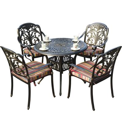 China Outdoor Dining Set Convenient Design with Mail Packing Cast Aluminium Table and Chair for sale