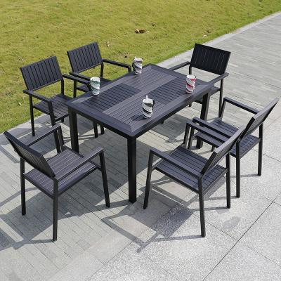 Chine Table à manger en bois plastique Meubles d'extérieur Chaises et table carrée 6 sièges à vendre