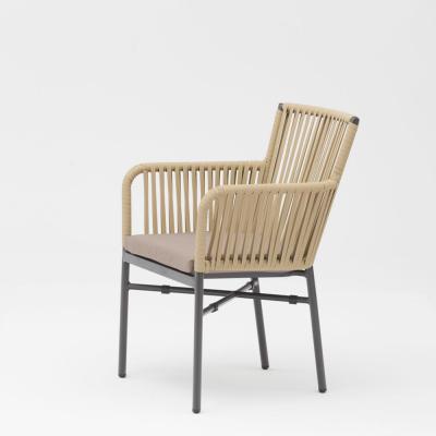 China Outdoor eetstoel in moderne stijl met aluminium frame en touw weven ontwerp Te koop