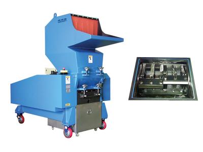 Chine Machine en plastique automatique électrique de broyeur de chute pour le poids de la machine 410kg de mouleur de coup à vendre