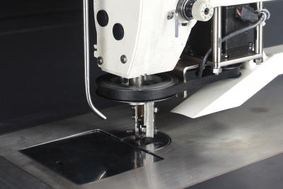 Cina Macchina per cucire del bottone industriale del modello di alta precisione con il cavo di dati di USB in vendita