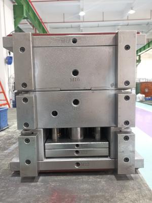 China ABS PP PC Automotive Plastic Injection Mold Customized 5000-1000000 Shots for sale