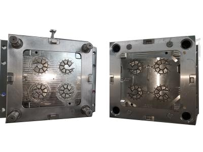 Cina Stampaggio ad iniezione di plastica su ordinazione di 4 cavità per l'apparecchio elettronico in vendita