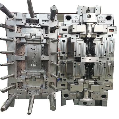 China 4 Cavity Automotive Plastic Injection Mold For Car Appliance for sale