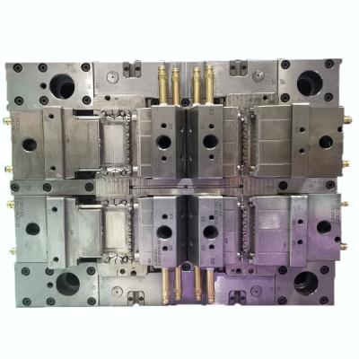 Cina 1*4 le riparazioni del computer della cavità ASSAB 8407 modellano il colore su misura in vendita
