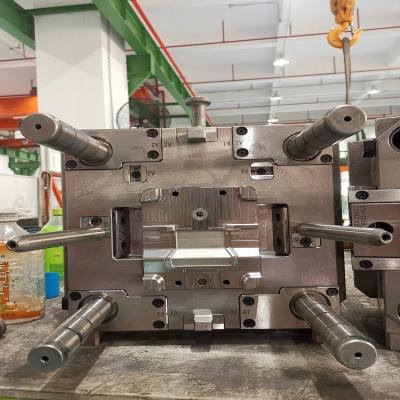 Cina 1 stampaggio ad iniezione di plastica di precisione del PVC del PE di PS della cavità ha personalizzato i colori in vendita