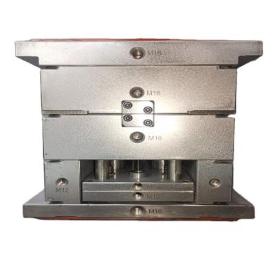Cina Stampaggio ad iniezione rapido a cavità singole o multiple per prodotti elettronici in vendita