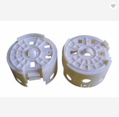 Cina Colpi di plastica su ordinazione dello stampaggio ad iniezione dell'HDPE dell'OEM PA6 PA66 100000-1000000 in vendita
