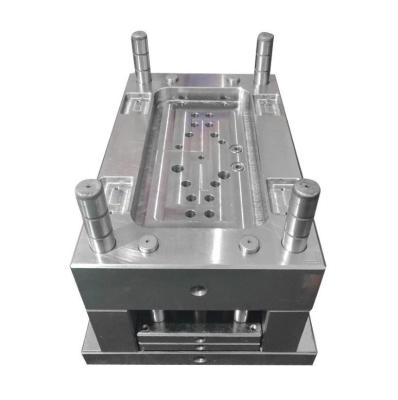 Cina Le casse su ordinazione professionali del telefono modellano Mini Screw Injection Molding in vendita