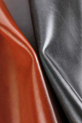Cina tessuto dei bagagli del cuoio del silicone di larghezza di 130cm con il modello della nuvola di Brown giallo in vendita