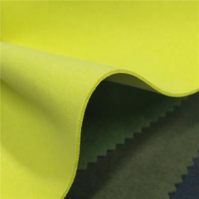China Misvormd niet 1.4mm Microfiber Micro- van de Leerstof Suèdemateriaal voor Zakken Te koop