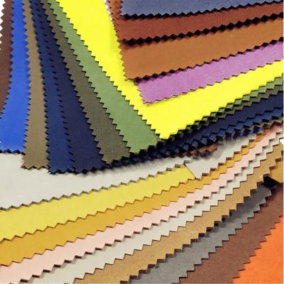 China Misvormd niet 1.4mm Microfiber Micro- van de Leerstof Suèdemateriaal voor Zakken Te koop
