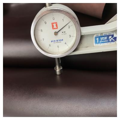 中国 OEM 1.8mmから2.2mmの衣服PUの総合的な革折目の証拠 販売のため