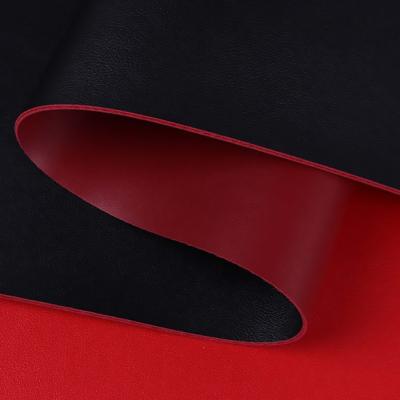 Cina tessuto di cuoio sintetico rosso della pelle scamosciato del Faux dell'unità di elaborazione del vino di 1.7-1.8mm per la sede di automobile in vendita