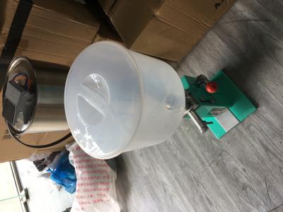 China 13kg DUOQI A-03 Horizontal Paste and Liquid Dual Filling Machine for Restaurant Packing for sale