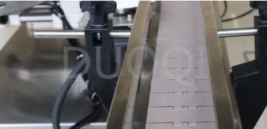 China Máquina automática de etiquetado de botellas redondas para la industria química en venta