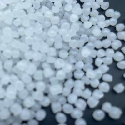 China Excellent Electrical Insulation HDPE Resin with Melting Point in Range of 126-135°C for sale
