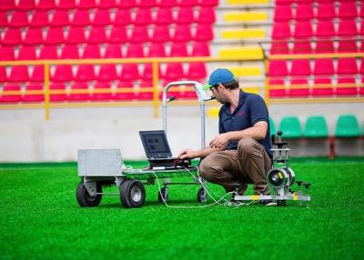 China 50 mm voetbal kunstgras 160 steken/M Buitengemaakt vals gras Voor voetbalvelden en buitenactiviteiten met weinig onderhoud Te koop