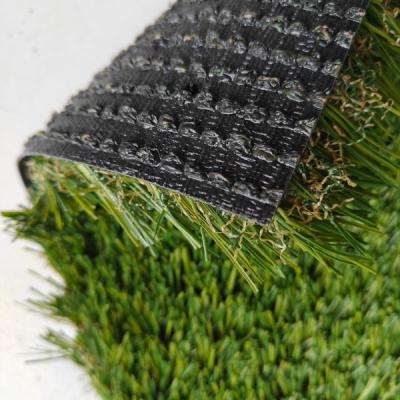 China 150 pontos/M 40mm Alteza da pilha PU Suporte adesivo Paisagem Erva artificial para animais e crianças à venda