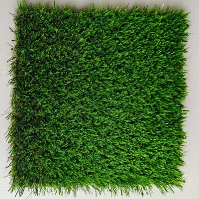 China Multifuntcional Grama Artificial Verde 30mm altura de pilha Com revestimento de PU e suporte duplo de PP à venda