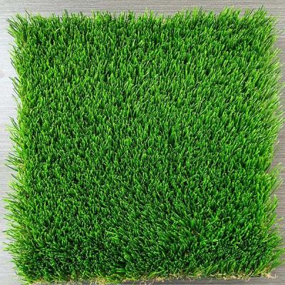 Cina erba curva retta seta mista 16200 Dtex paesaggio erba artificiale per il tempo libero e la decorazione con altezza di 45 mm in vendita