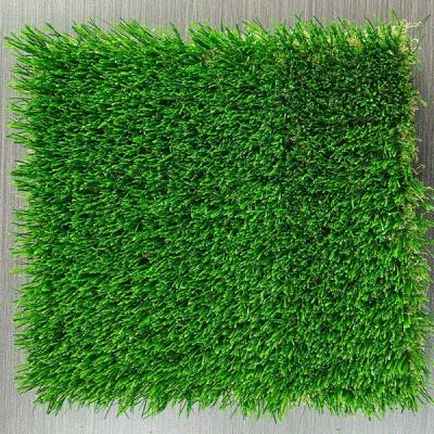 Cina Tocco morbido, aspetto naturale e erba artificiale di lunga durata adatta per la posa di parchi e giardini in vendita