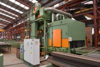 China Large Roller Conveyor Shot Blasting Machine for Steel Structure Cleaning 2000mm Width for sale