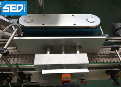China Single Side Automatic Labeling Machine Round Bottle Use Servo Motor Driven Type for sale