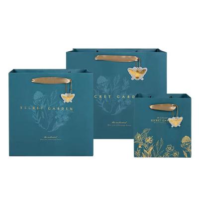 Cina Bottega di gioielleria su misura Borse regalo in carta Bianco Nero Marrone Verde Con manici in vendita