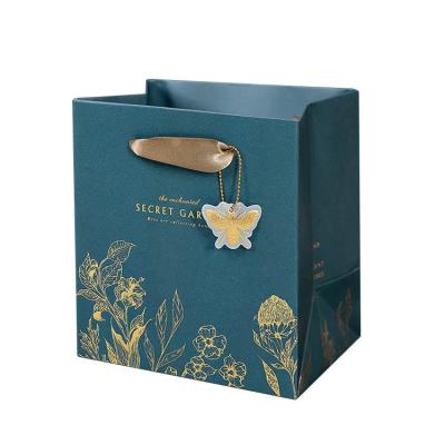 Cina Bottega di gioielleria su misura Borse regalo in carta Bianco Nero Marrone Verde Con manici in vendita