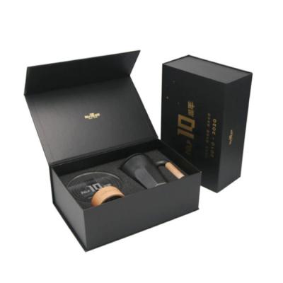 중국 주문형 자석형 주문형 블랙 럭셔리 딱딱한 카드보드 선물 상자 판매용