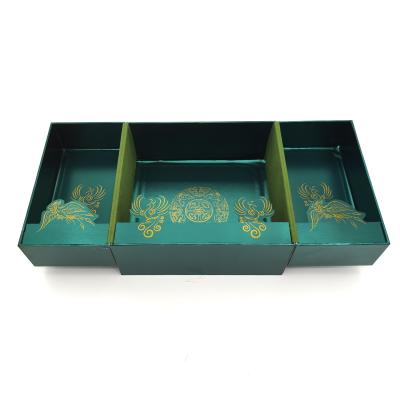 Cina Custom Design Luxury Double-Door Cosmetic Packaging Box con 3-7 giorni di tempo di campionamento e materiale di cartone in vendita