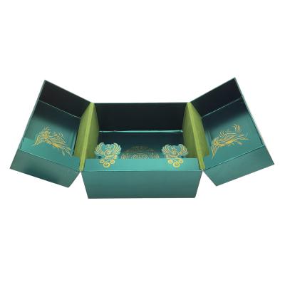 Cina Custom Design Luxury Double-Door Cosmetic Packaging Box con 3-7 giorni di tempo di campionamento e materiale di cartone in vendita