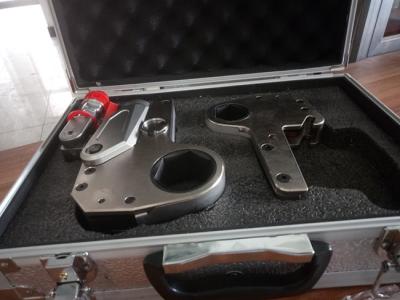China Hexagon Cassettetype Hydraulische Authentificatie van het Profielce van de Torsiemoersleutel Lage Te koop