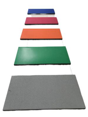 Cina Piastrelle di gomma EPDM multicolori, spessore 25 mm tappeti da gioco in gomma all' esterno in vendita