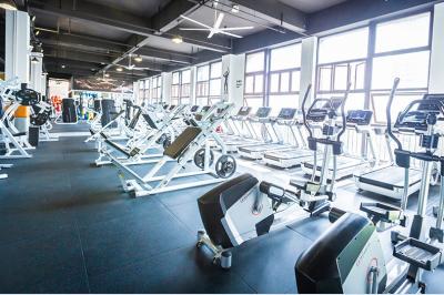 China Anti-vibrazione SBR EPDM Gym Pavimento Indoor Mat di gomma insonorizzato for sale
