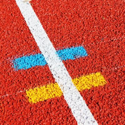Cina SuperGrip Rubber Running Track Sicuro e resistente Spray Coat Superficie di gomma EPDM in vendita